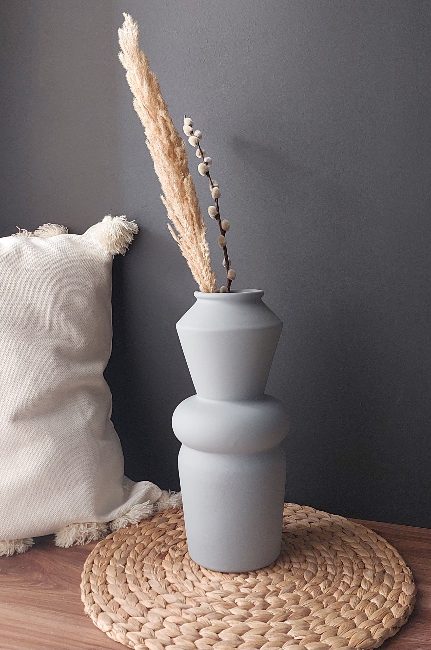 Modern Tall Vase – Pure.jordan